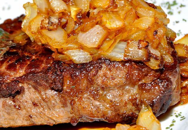 Solomillo de ternera con cebolla confitada - Recetas de Cocina ...